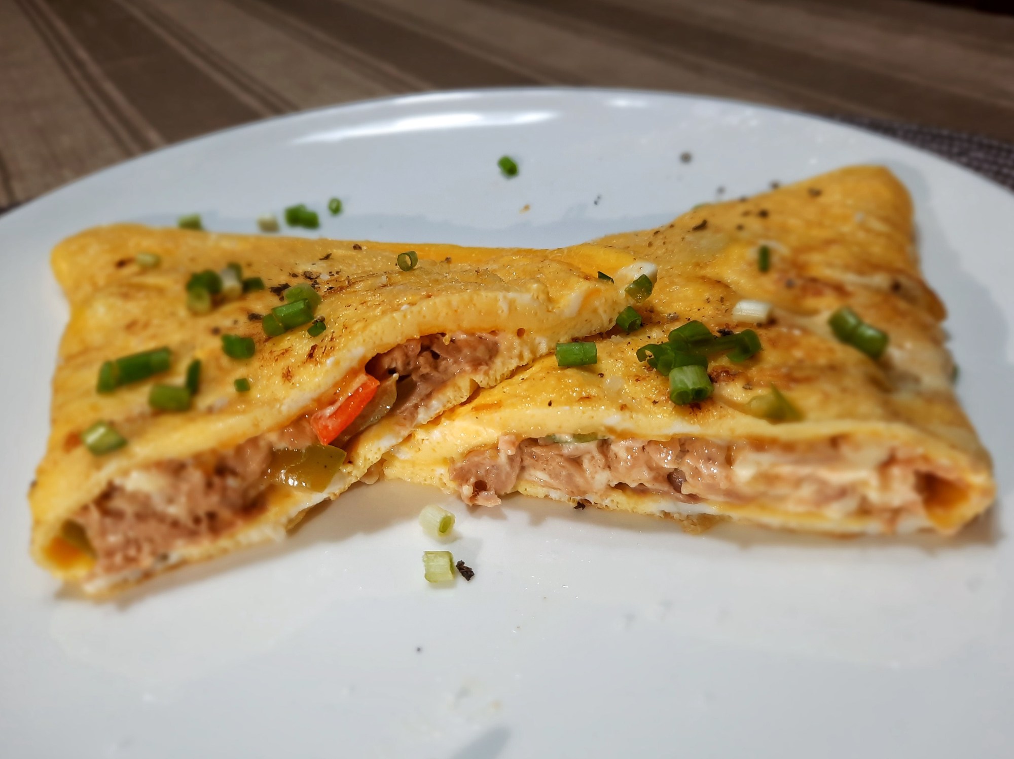 Lazy Kitchen Ep. 23: Creamy Tuna Omelette – jari m